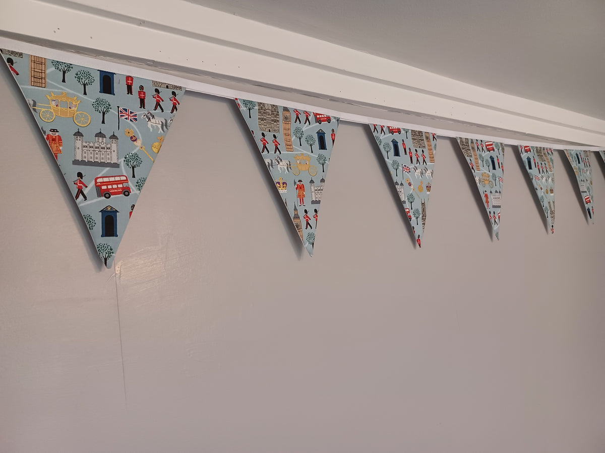 London theme Coronation Bunting, fabric bunting, Coronation party bann ...